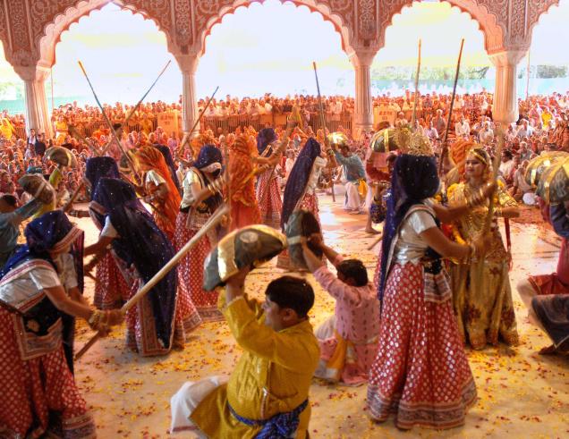 Holi 2016: Best Places to Celebrate Holi in India - Samyakk